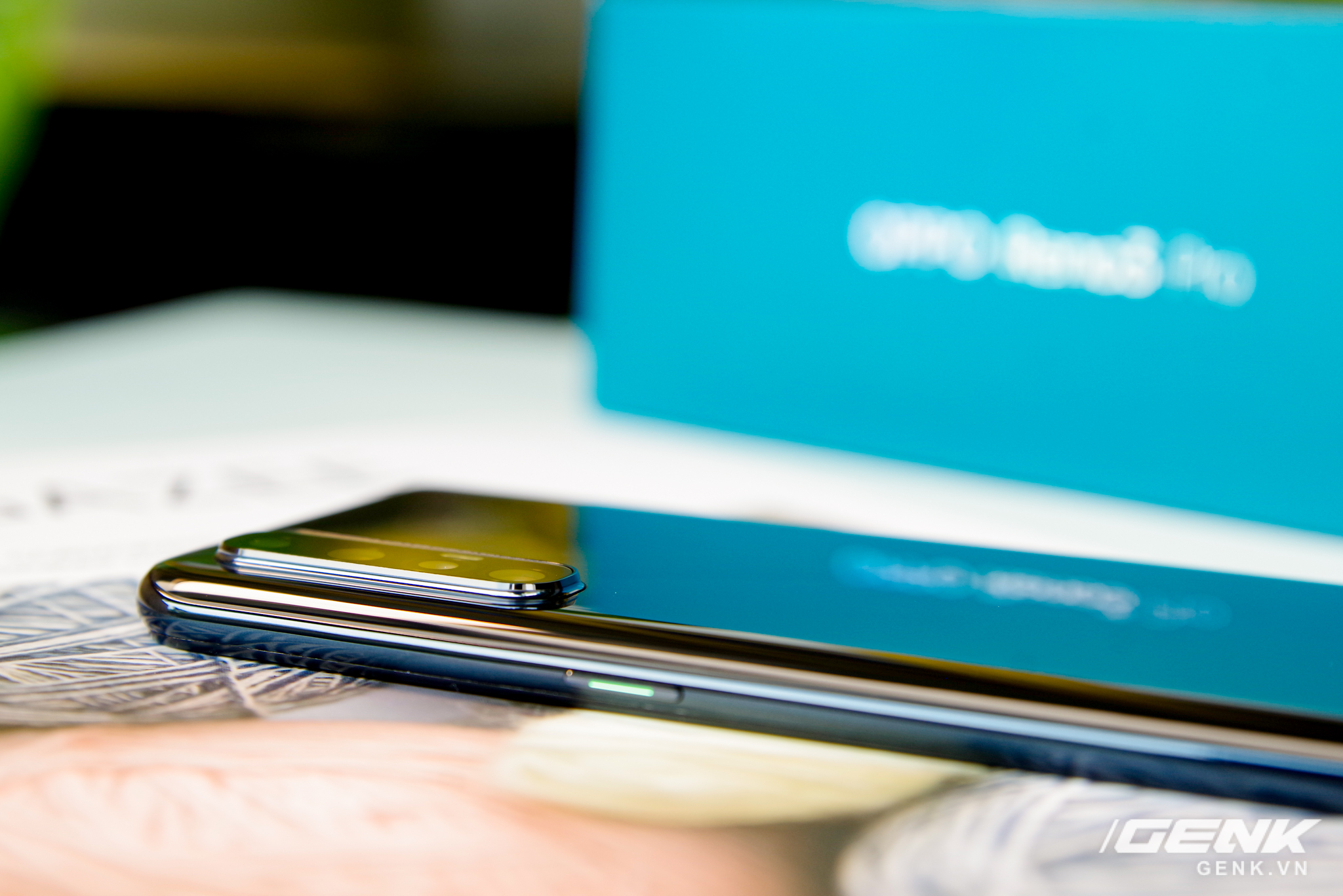 Trên tay OPPO Reno3 Pro chính thức tại Việt Nam: thiết kế siêu mỏng, 4 ...