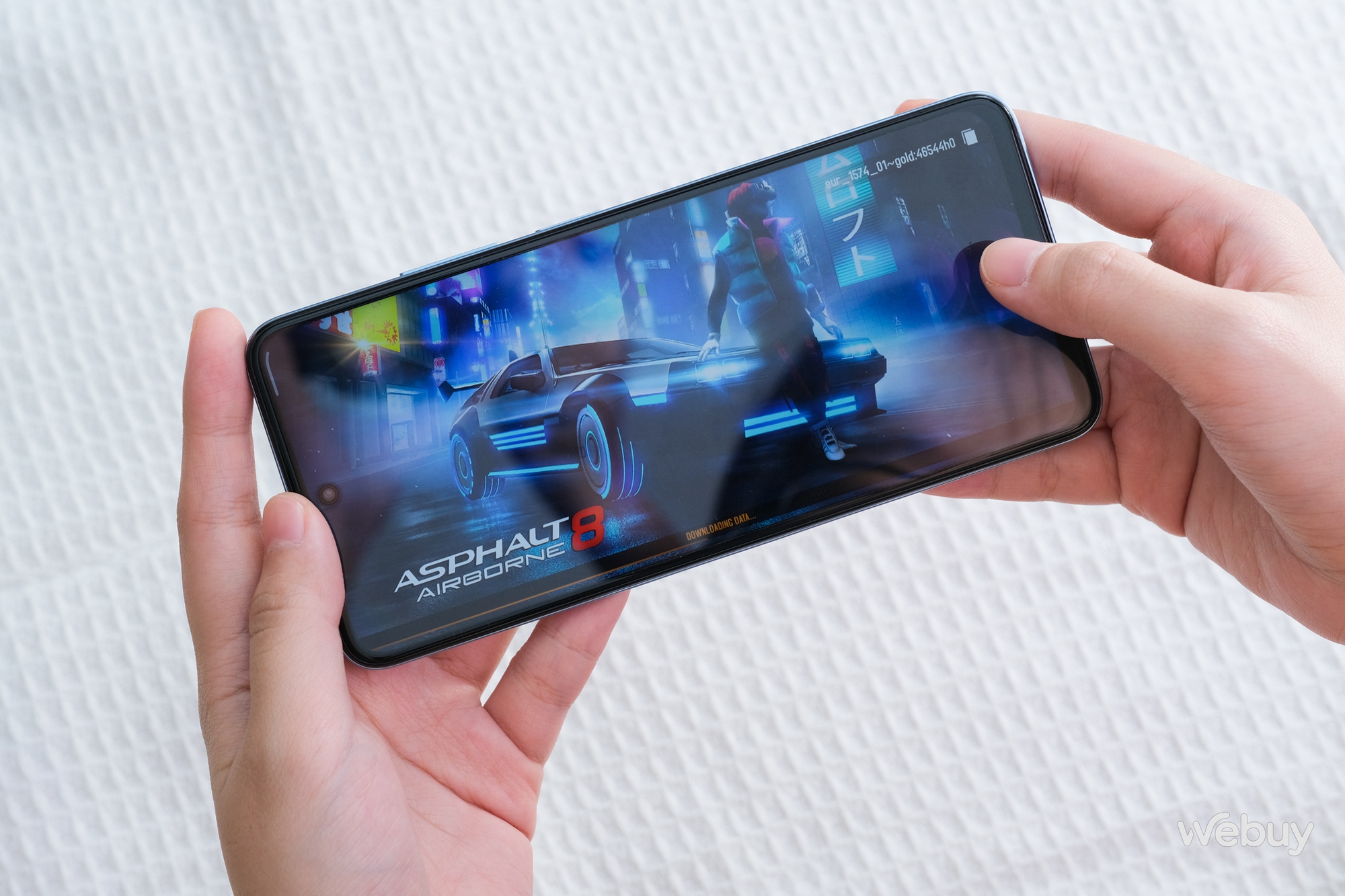 POCO X4 GT: Smartphone chơi game giá rẻ của Xiaomi