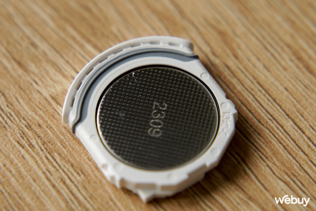 Dùng thử Galaxy SmartTag 2: Nhiều tính năng hay hơn AirTag của Apple ...