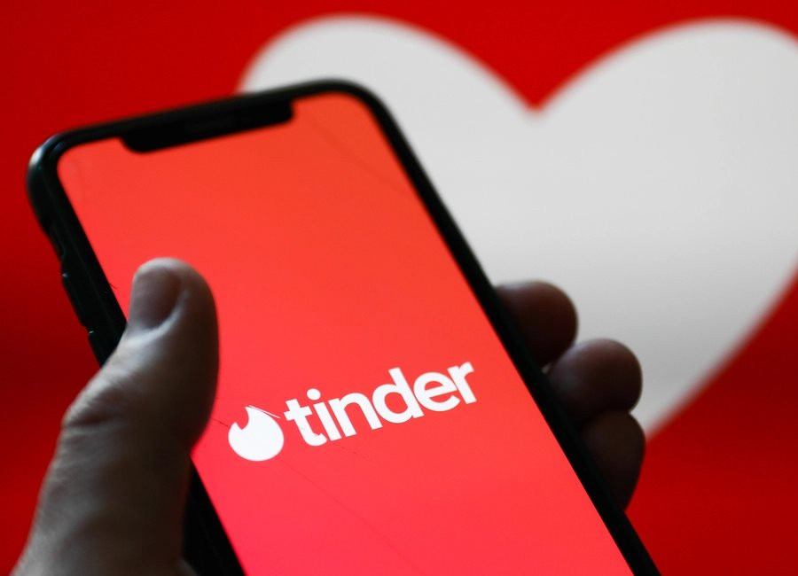 Quẹt Tinder để tìm việc thời khủng hoảng kinh tế ở Trung Quốc
