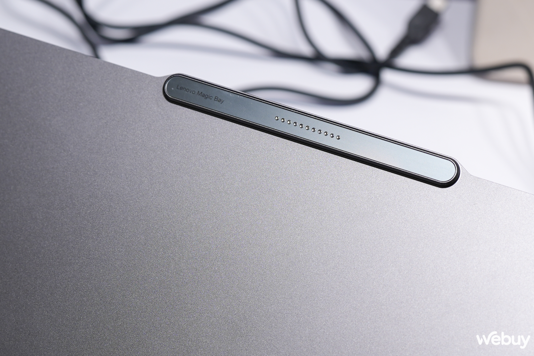 Trên tay Lenovo Magic Bay: Loạt phụ kiện gắn laptop bằng nam châm, có ...