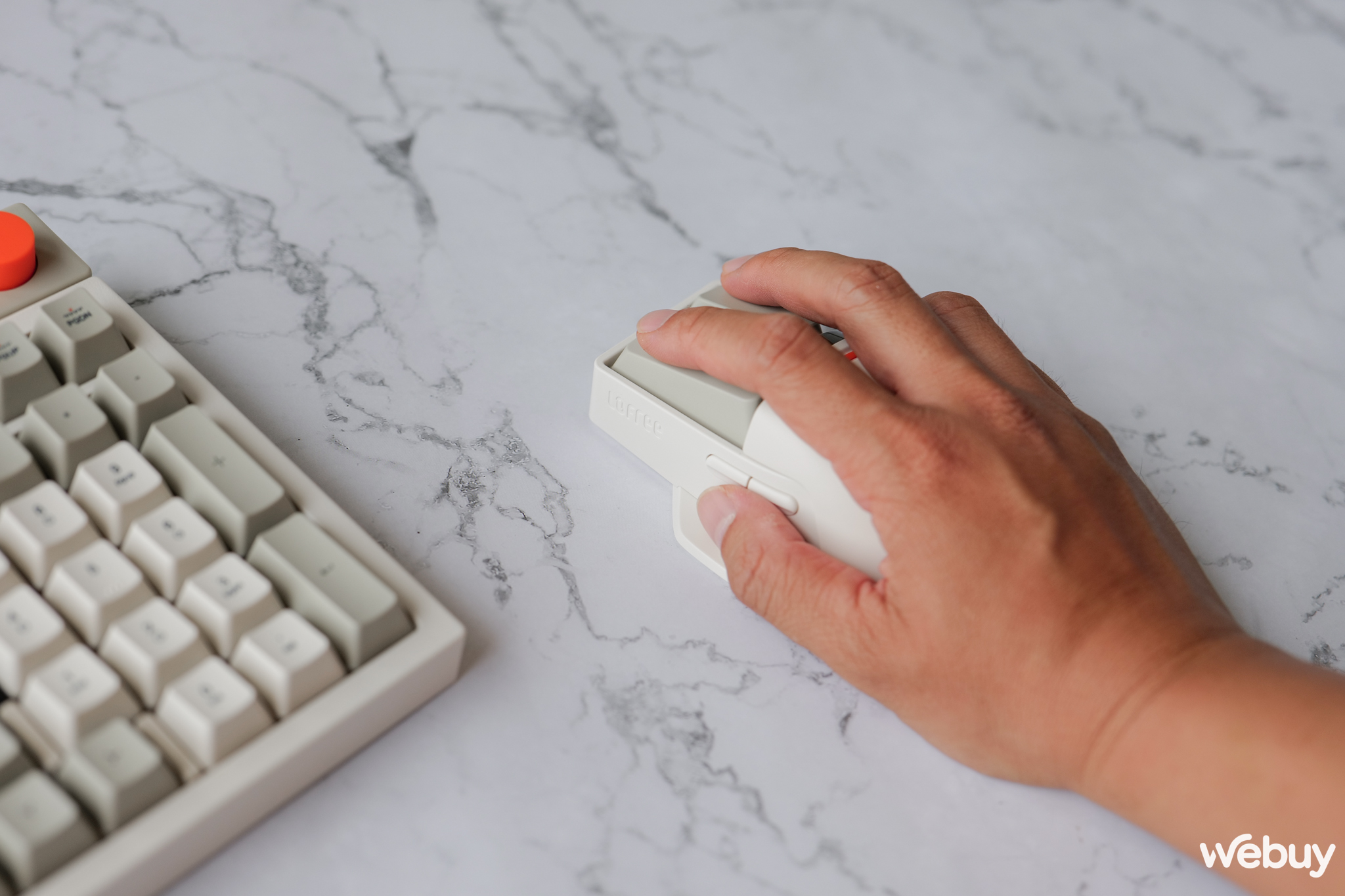 Trải nghiệm Lofree Touch và Block - Bộ đôi phím, chuột với tính năng hiện đại nhưng vẻ ngoài '40 ...