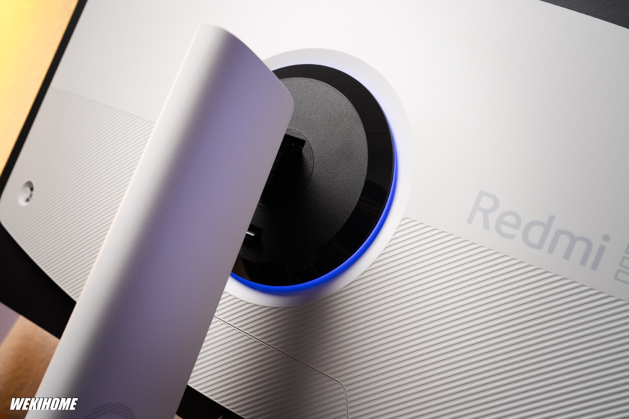 Ảnh thực tế màn hình Xiaomi gaming giá dưới 7 triệu: Tấm nền Mini LED ...