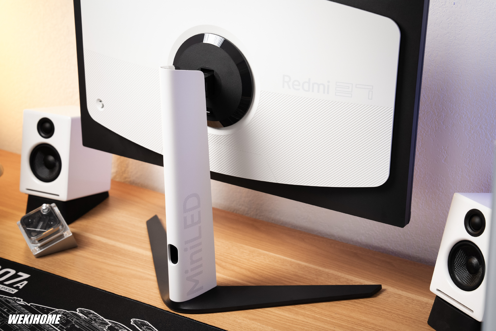 Ảnh thực tế màn hình Xiaomi gaming giá dưới 7 triệu: Tấm nền Mini LED ...