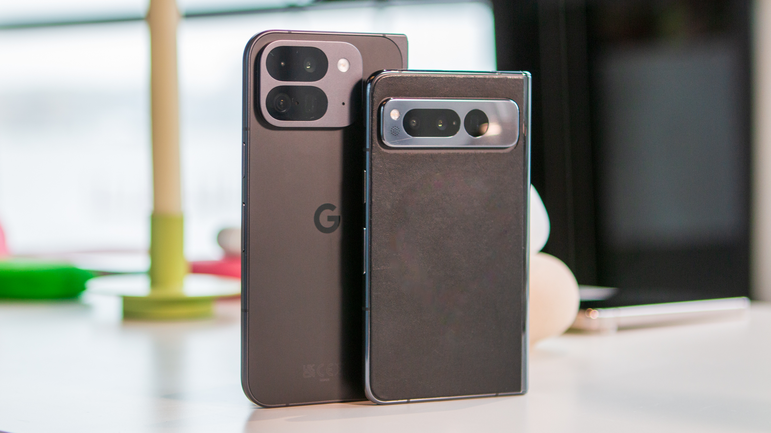 Ảnh thực tế Pixel 9 Pro Fold: Đối thủ của Galaxy Z Fold6 có gì mà giá ...