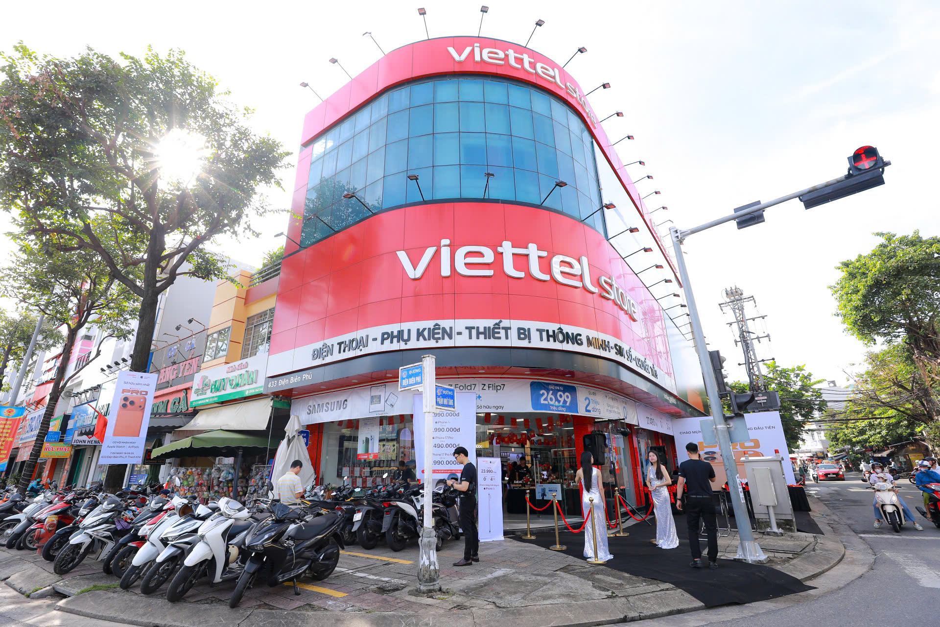 Viettel Store đồng hành cùng Viettel Telecom tại Đại nhạc hội Y-Fest 2025