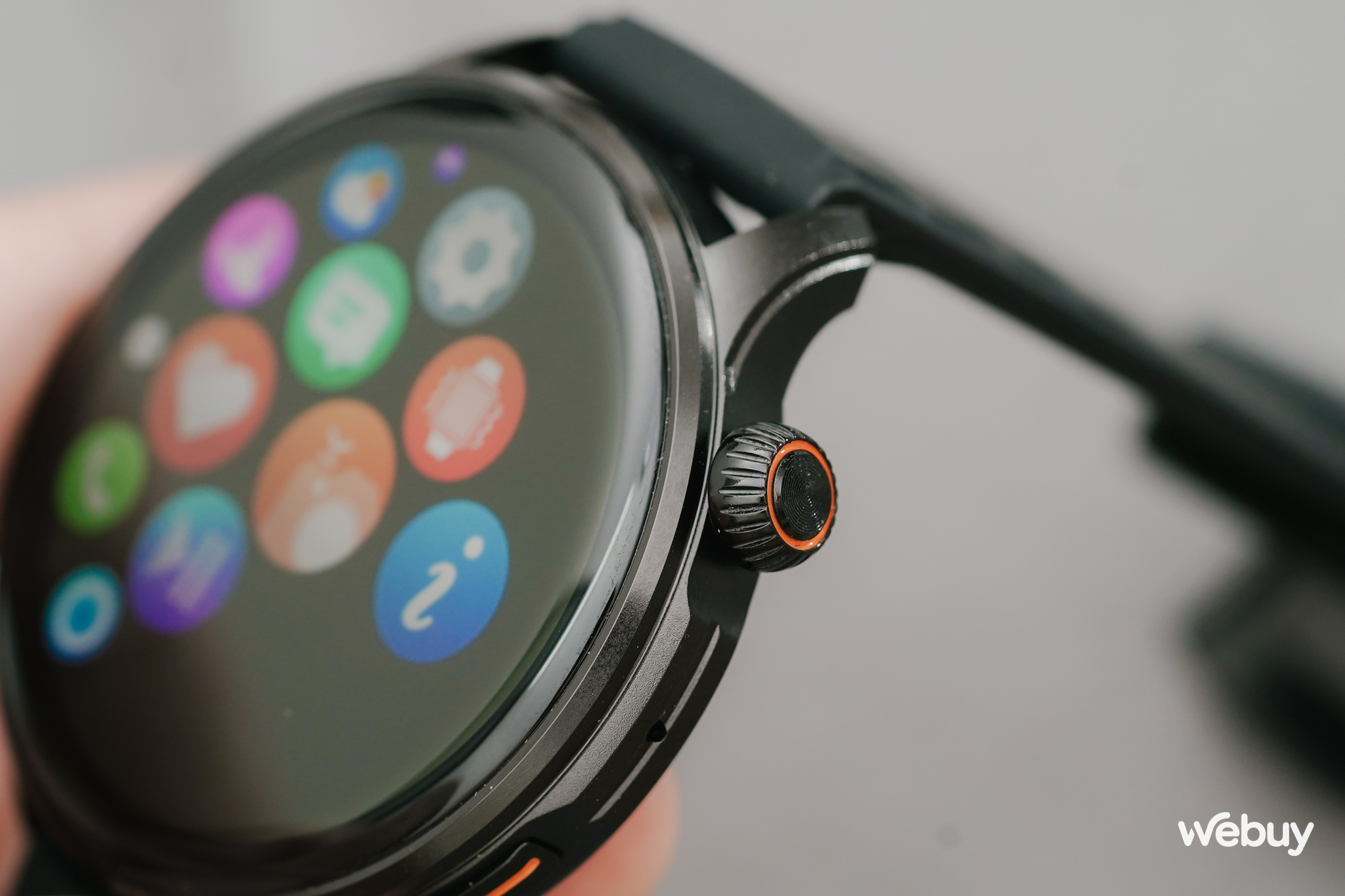 Smartwatch thương hiệu Việt giá chưa tới một triệu đồng: Thiết kế cao ...
