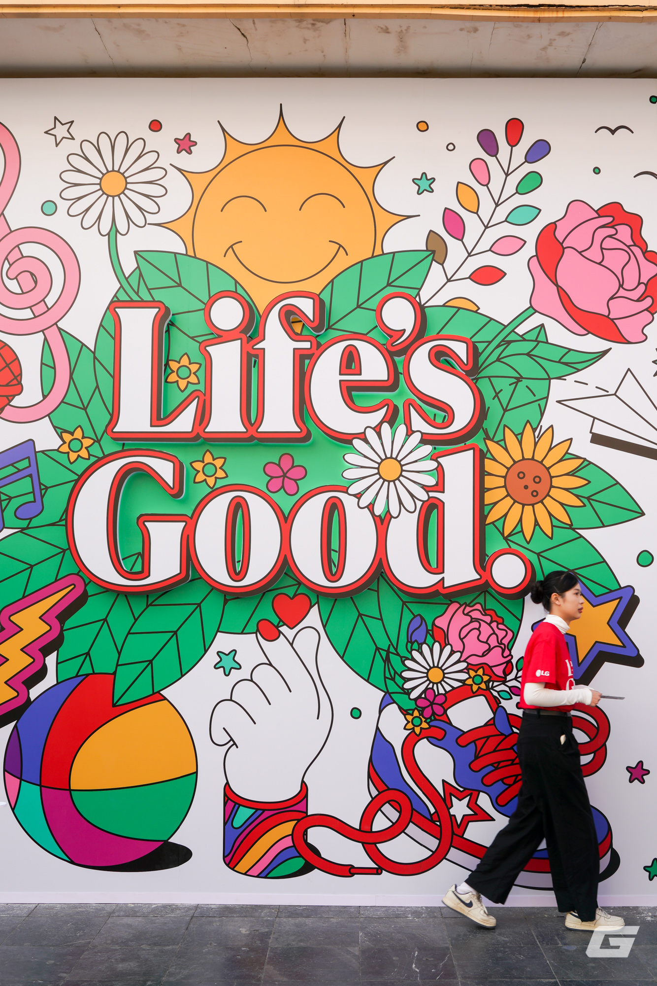 Dạo một vòng LG x Creative Fest 2026: Nơi công nghệ biến thành chất ...