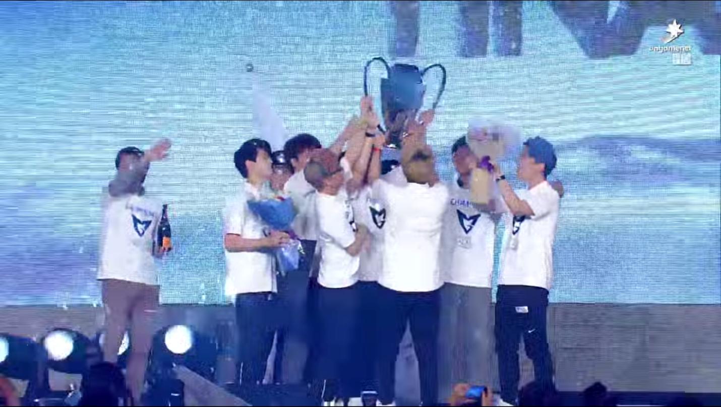 Samsung Blue Deft – Xạ thủ tiềm năng nhất Liên Minh Huyền Thoại