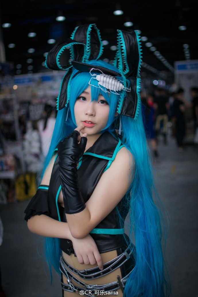 Cosplay Hatsune Miku tuyệt đẹp xao xuyến fan hâm mộ