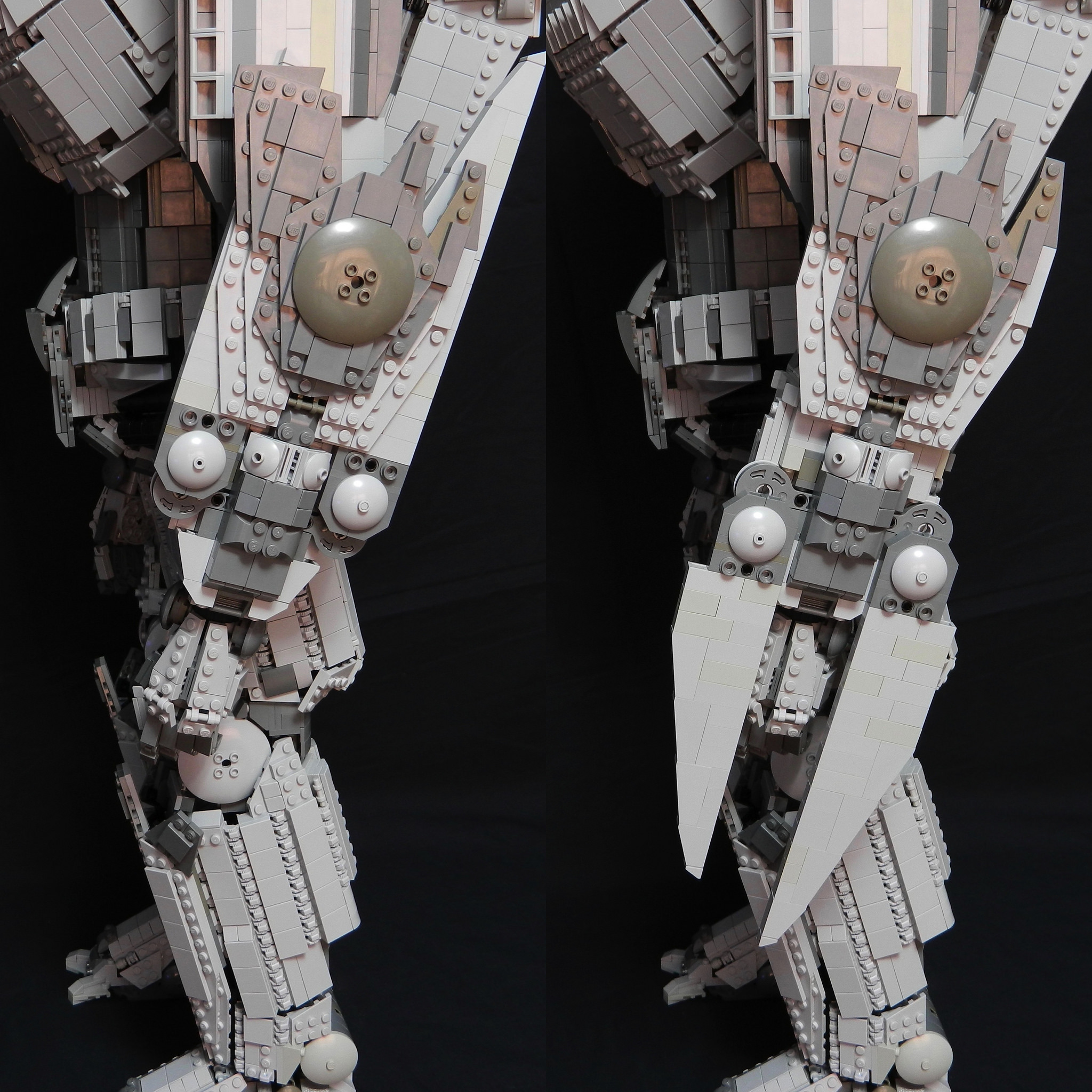 Siêu ấn tượng với mô hình LEGO của robot trong phim Pacific Rim