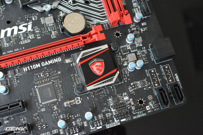 Cận cảnh mainboard MSI H110M GAMING: Tông đỏ đen huyền thoại