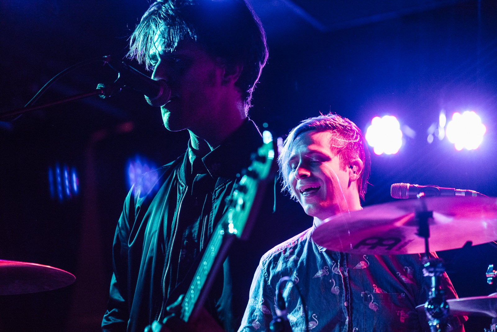 Sử dụng tính năng chồng ảnh (Double Exposure) trên máy ảnh như thế nào?