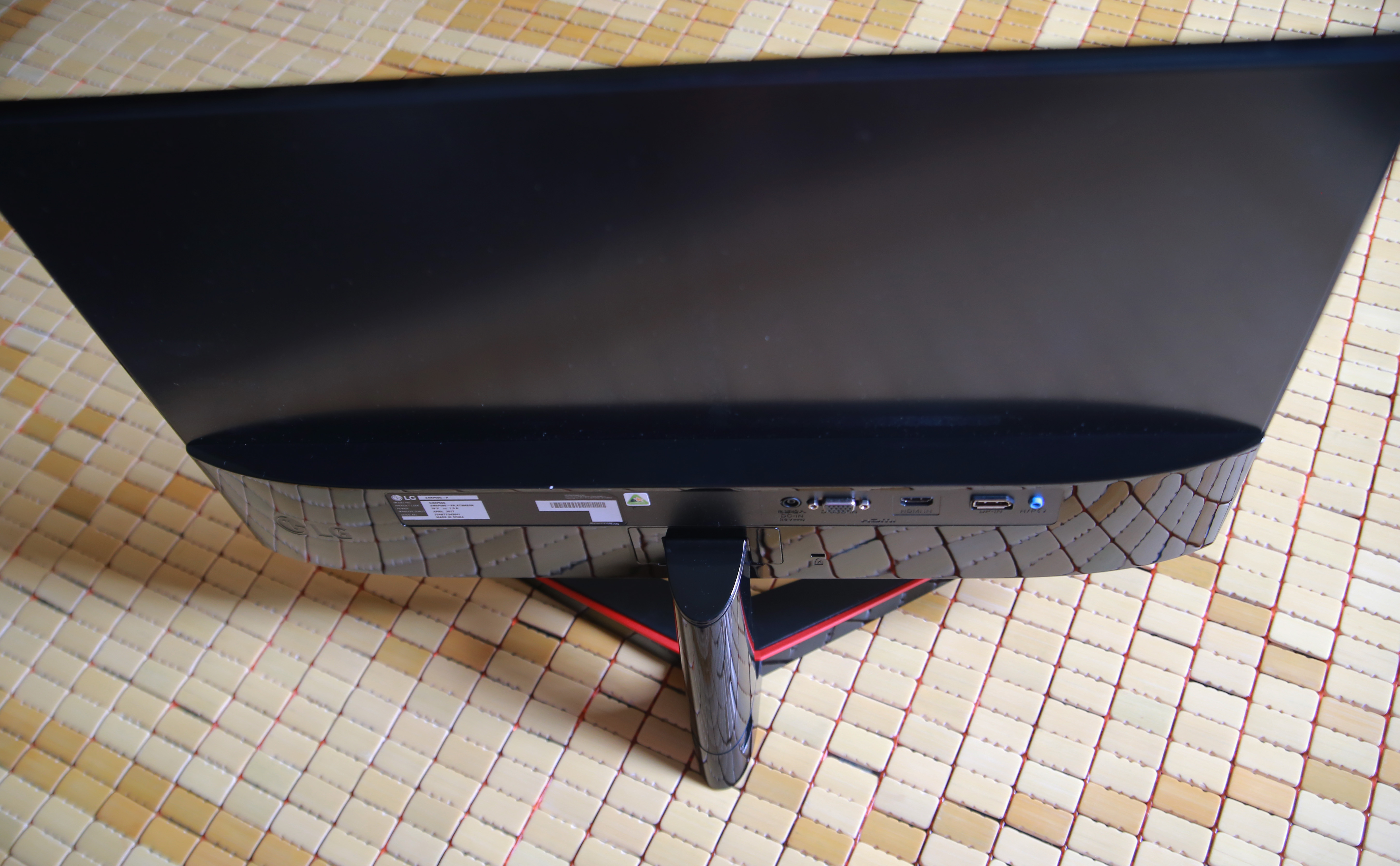 Đập hộp LG 24MP59G - Màn hình chơi game chất lượng tuyệt vời phân khúc ...