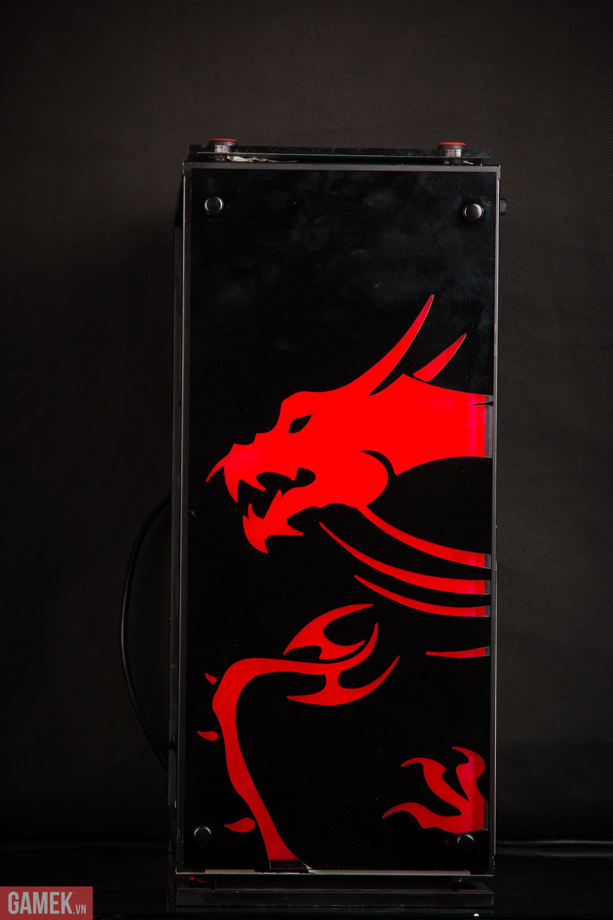 Ngắm bộ máy tính 'Hang Rồng' - Tuyệt tác mod case mới tại Việt Nam