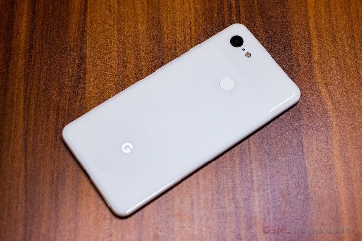 Ảnh thực tế bộ đôi Pixel 3 và Pixel 3 XL vừa ra mắt của Google