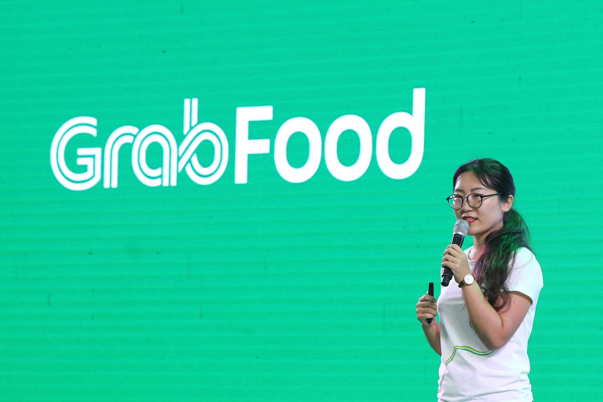 GrabFood thách thức DeliveryNow bằng thời gian giao hàng trung bình 25 ...