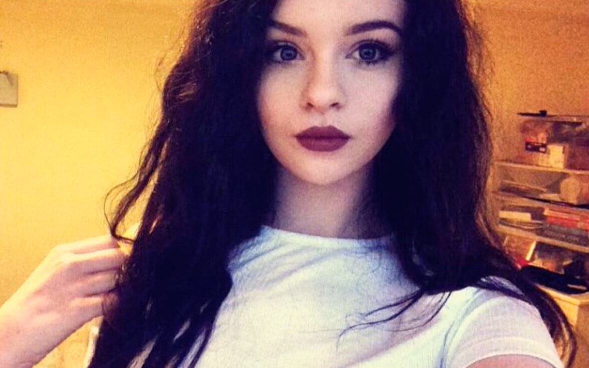 Những nữ streamer nóng bỏng và cuốn hút bậc nhất trên Twitch