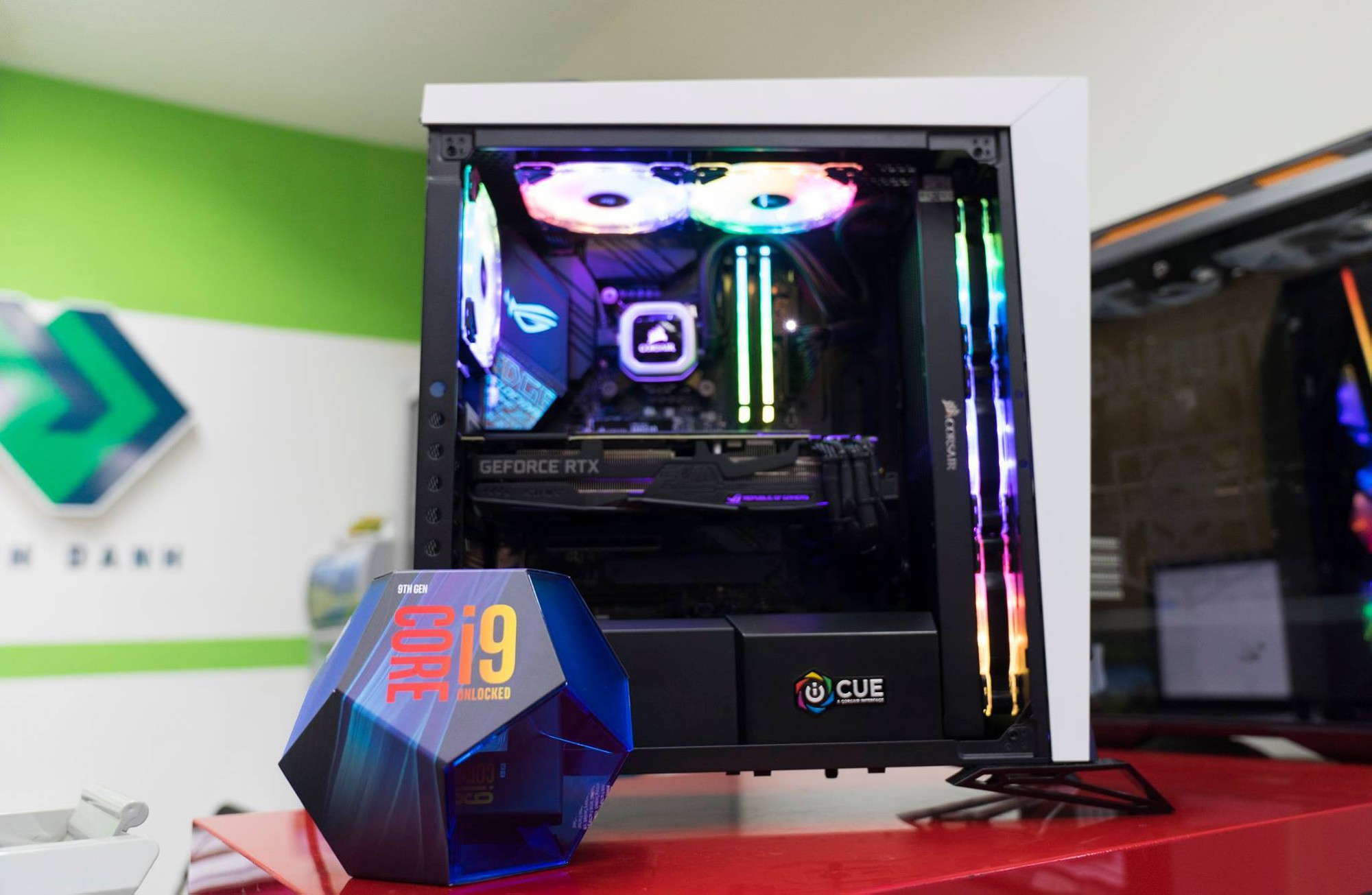 Ngất với dàn máy 110 triệu đồng dùng để 'try hard' của MeoU, pro gamer ...