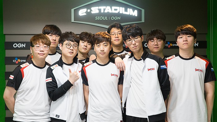 SKT gọi KT Rolster trả lời: Deft, Pawn, Ucal, Rush theo chân Mata rời khỏi "Super Team"