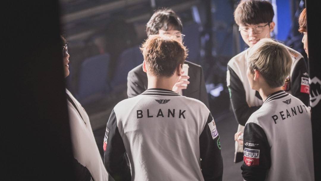 Blank: "Tôi vẫn chưa tin vào sự thật rằng mình đã không còn khoác áo SKT nữa"