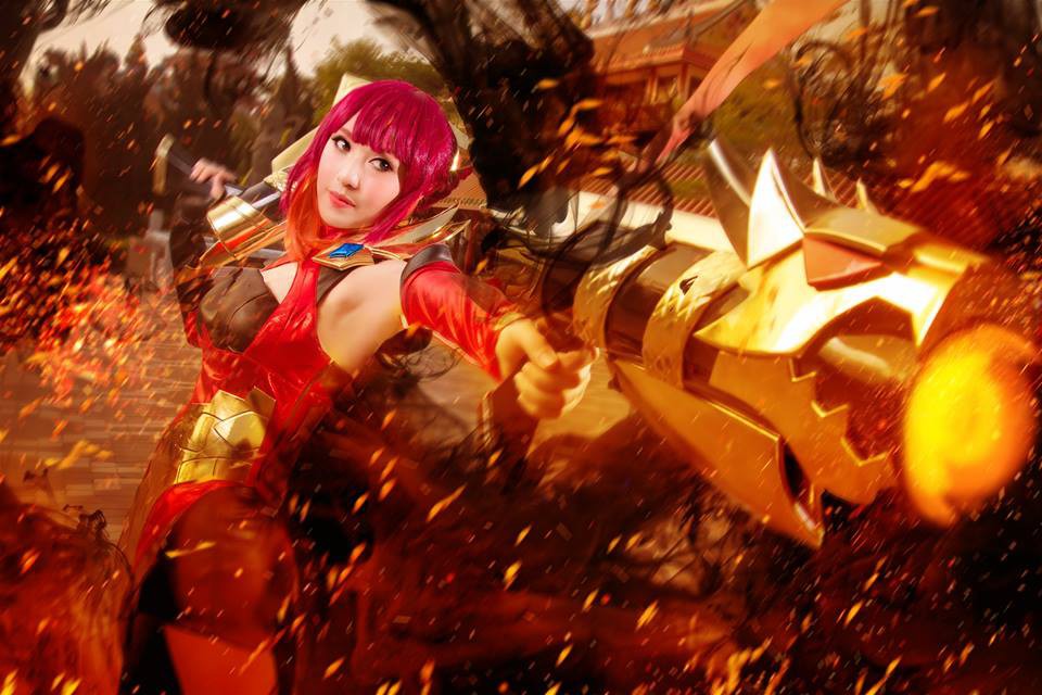 Liên Quân Mobile: Ngắm nhìn bộ ảnh cosplay Natalya và Violet cực rực rỡ ...