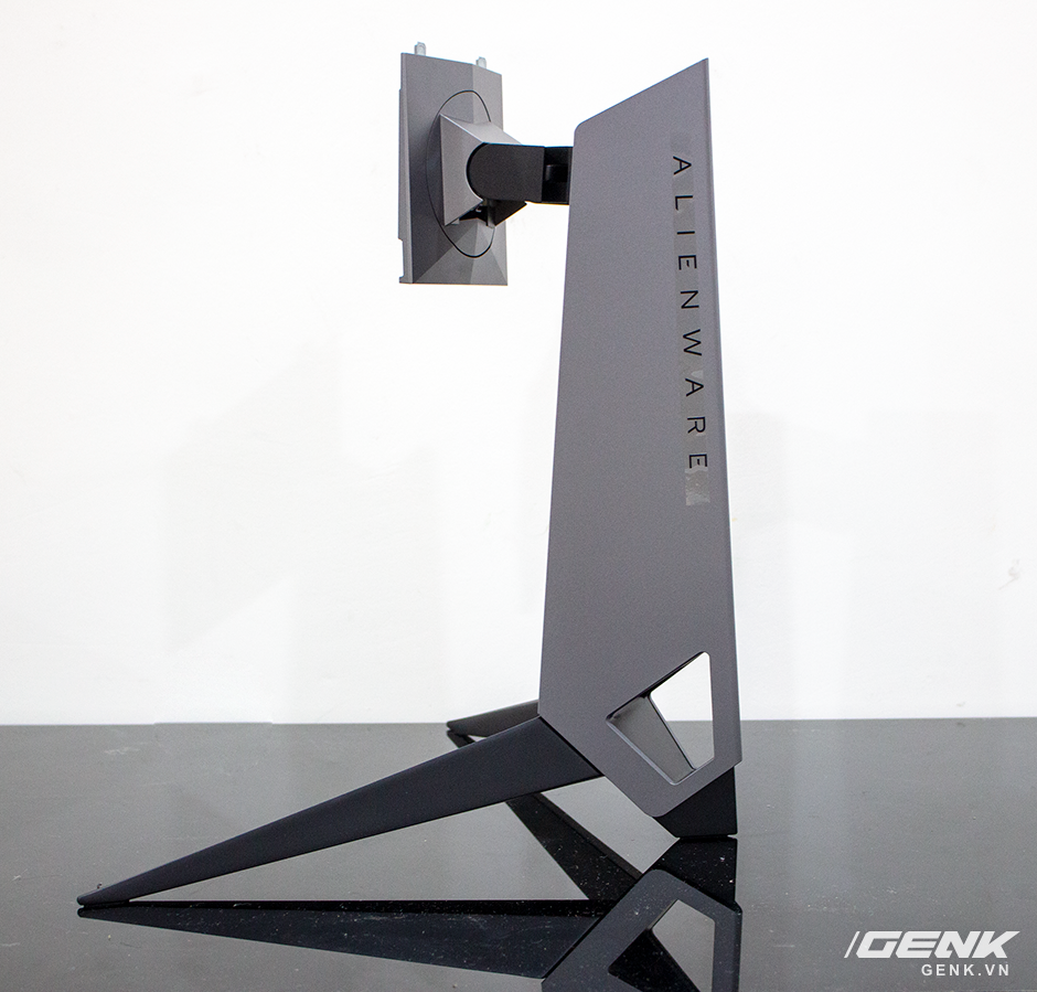 Alienware AW2518H Gaming Monitor: Chỉ là màn hình chơi game thôi, có ...