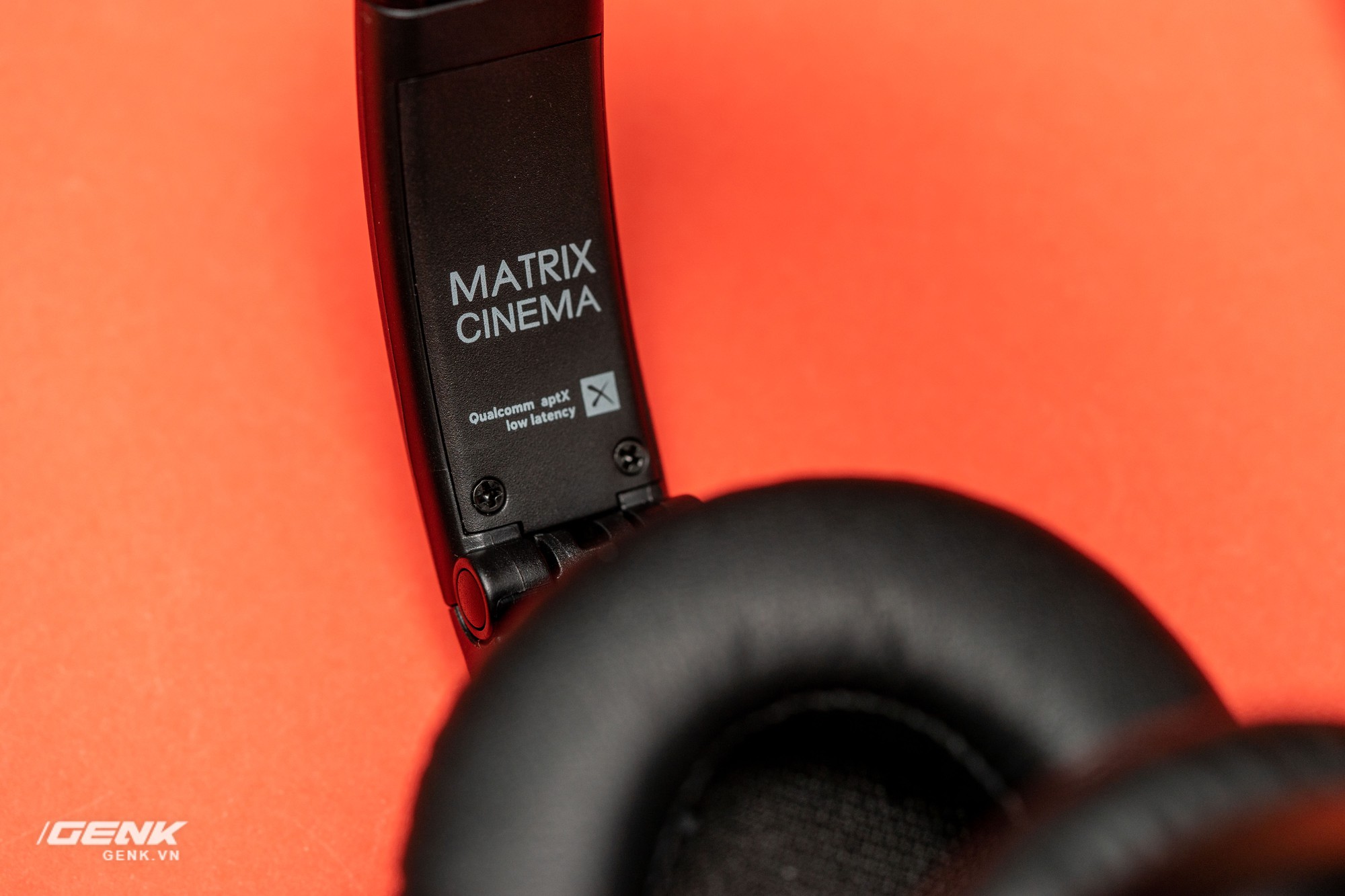 Đánh giá tai nghe không dây Mee Matrix Cinema - Nâng cấp nhỏ nhưng "gãi ...