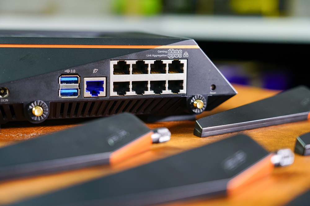 Asus ROG Rapture GT-AC5300: Router 'Cua 8 càng' siêu khủng dành riêng ...