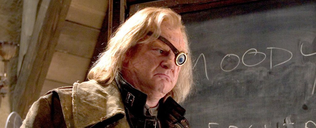 Hóa ra câu nói "như có mắt sau gáy" là có thật!