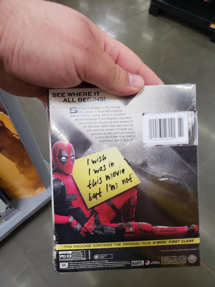 Deadpool đã xâm chiếm Walmart, giờ DVD nào cũng là phim Deadpool!