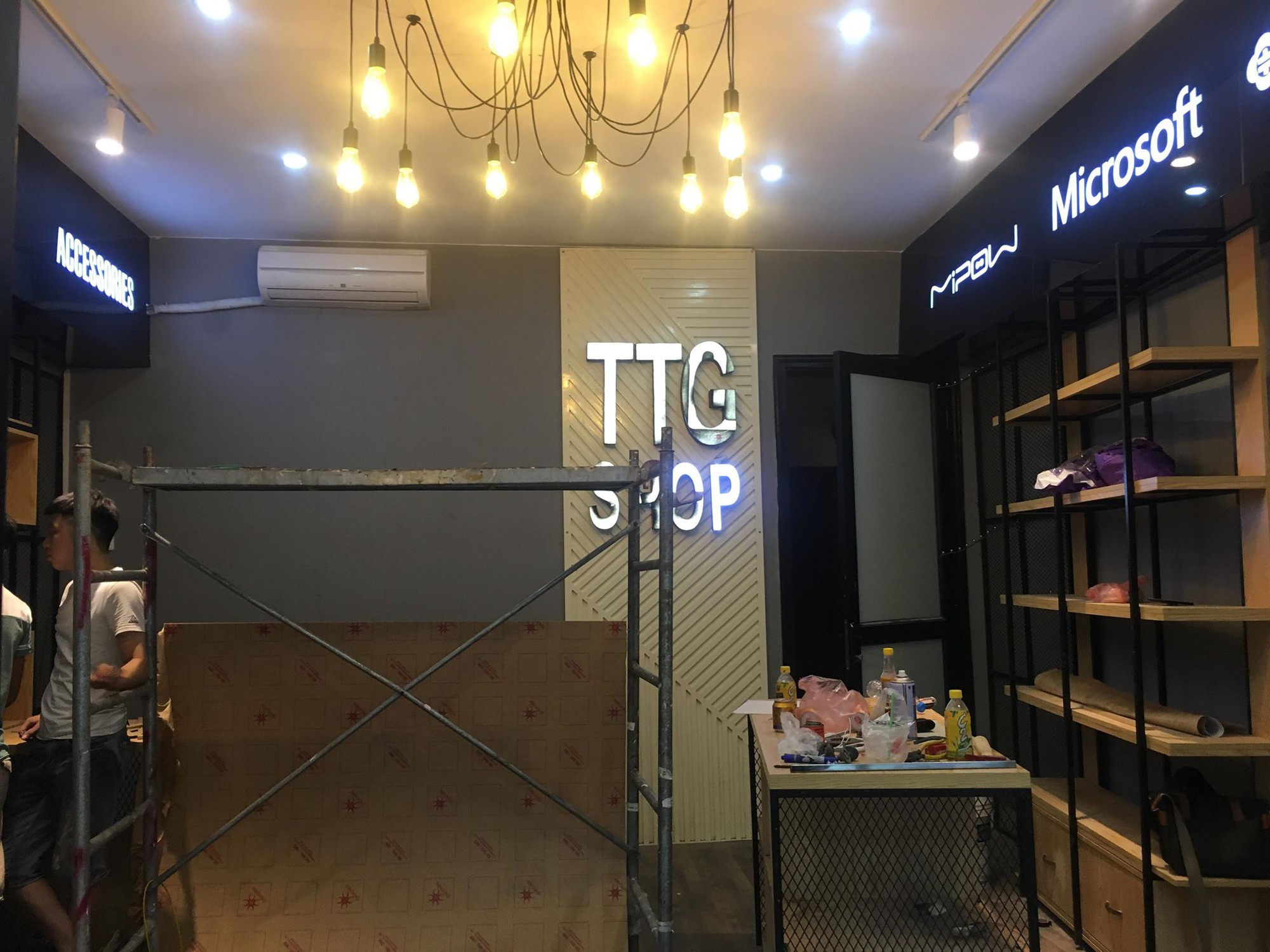 Không thể ra thăm cửa hàng của Dũng CT, các game thủ miền Nam rủ nhau ...