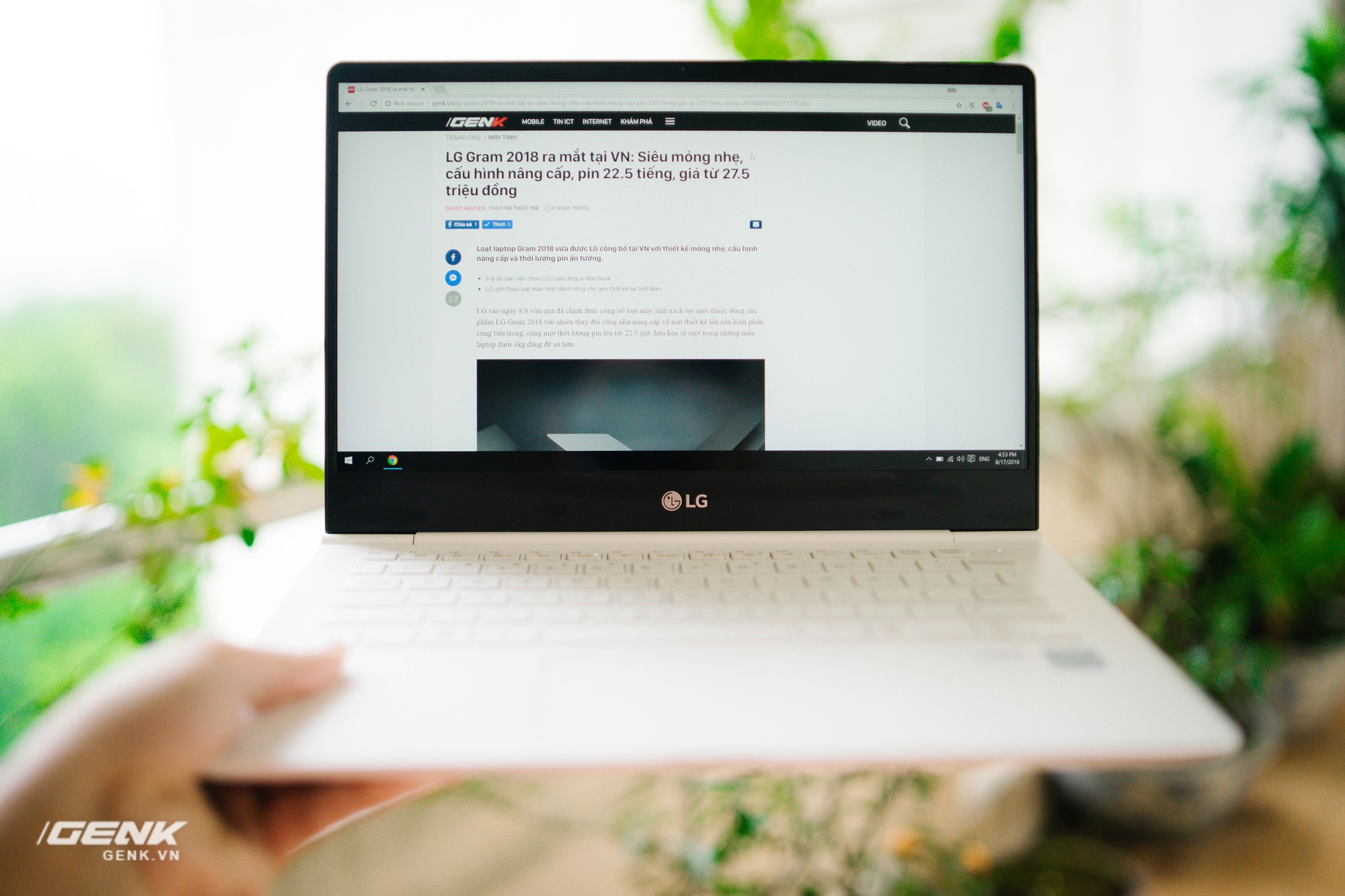 Đập hộp máy tính xách tay LG Gram 2018 - Mạnh mẽ nhưng nhẹ như lông hồng