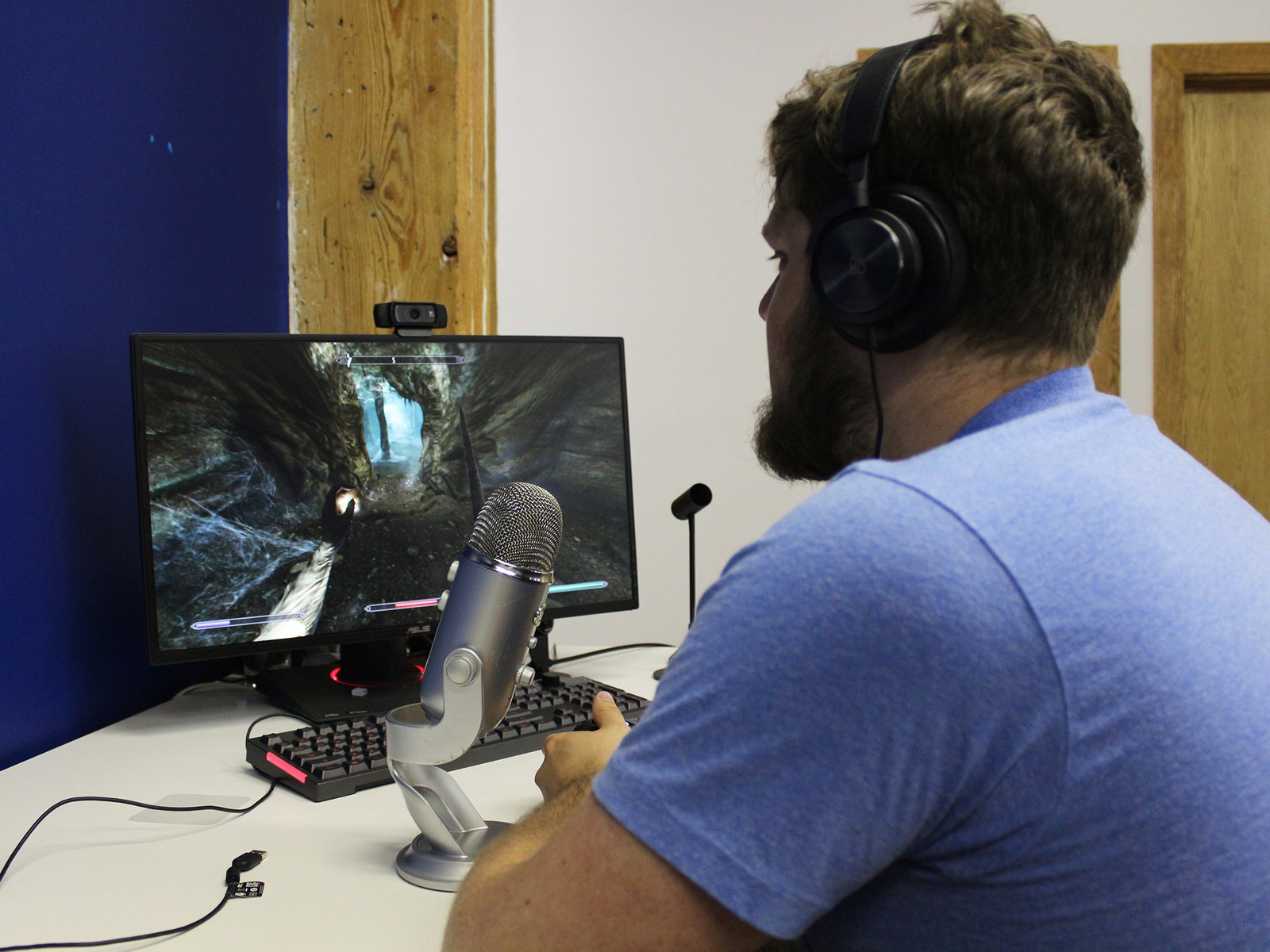 Rất nhiều người đều muốn xem “cởi”, vậy tại sao họ lại lên án những nữ ...