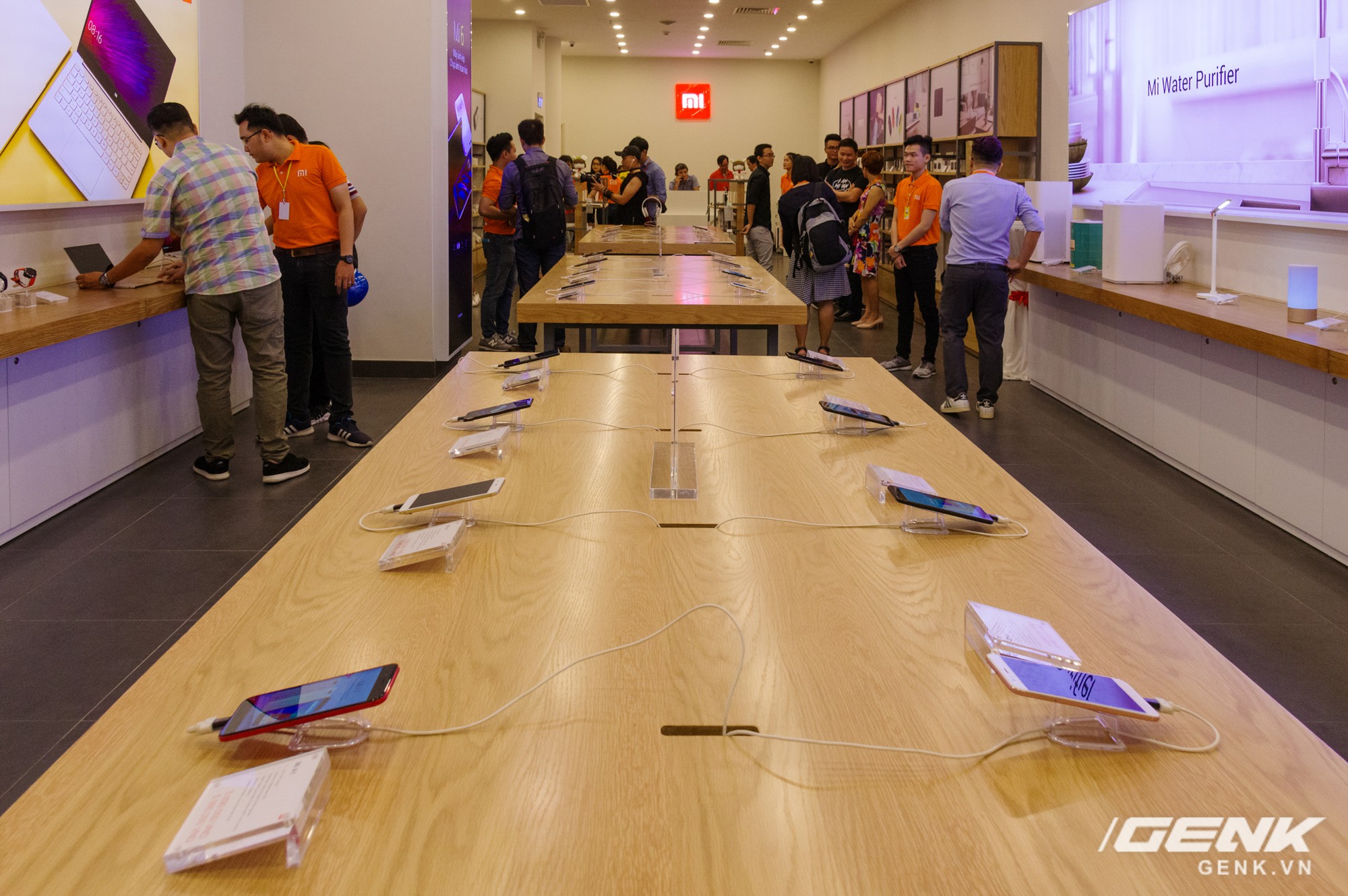 Hôm nay, Xiaomi chính thức mở Mi Store đầu tiên tại Việt Nam