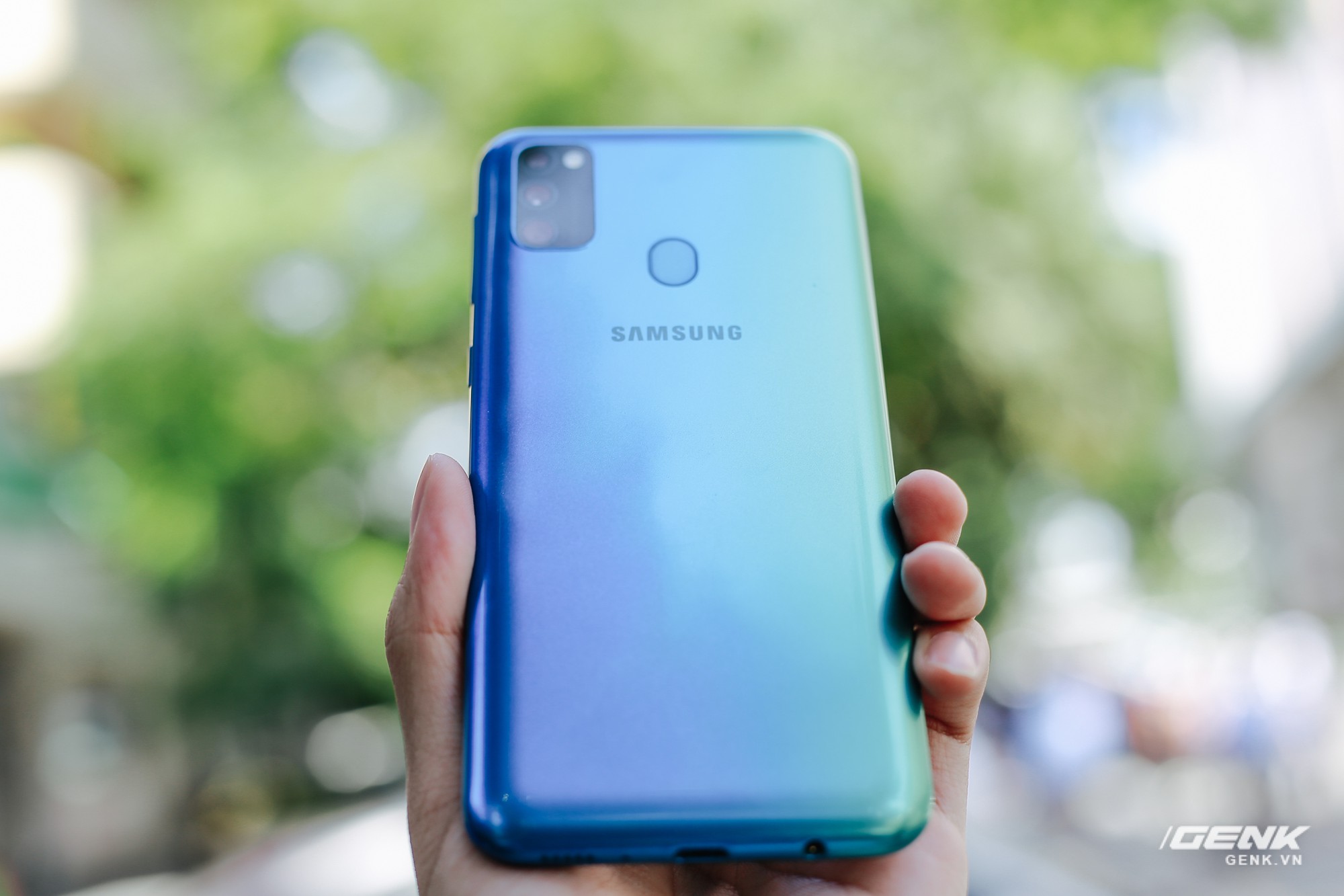 Trên tay Galaxy M30s: 3 tùy chọn màu sắc, cụm camera mới, pin 6.000 mAh ...