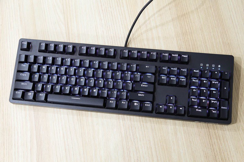 Cận cảnh E-Dra EK3104 RGB: Bàn phím cơ chỉ 850k đã đèn đóm lập lòe ...