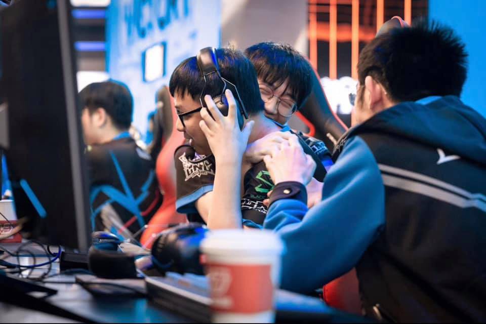 LMHT - Chính thức: LNG Esports thông báo chia tay SofM, tuyển thủ Việt ...