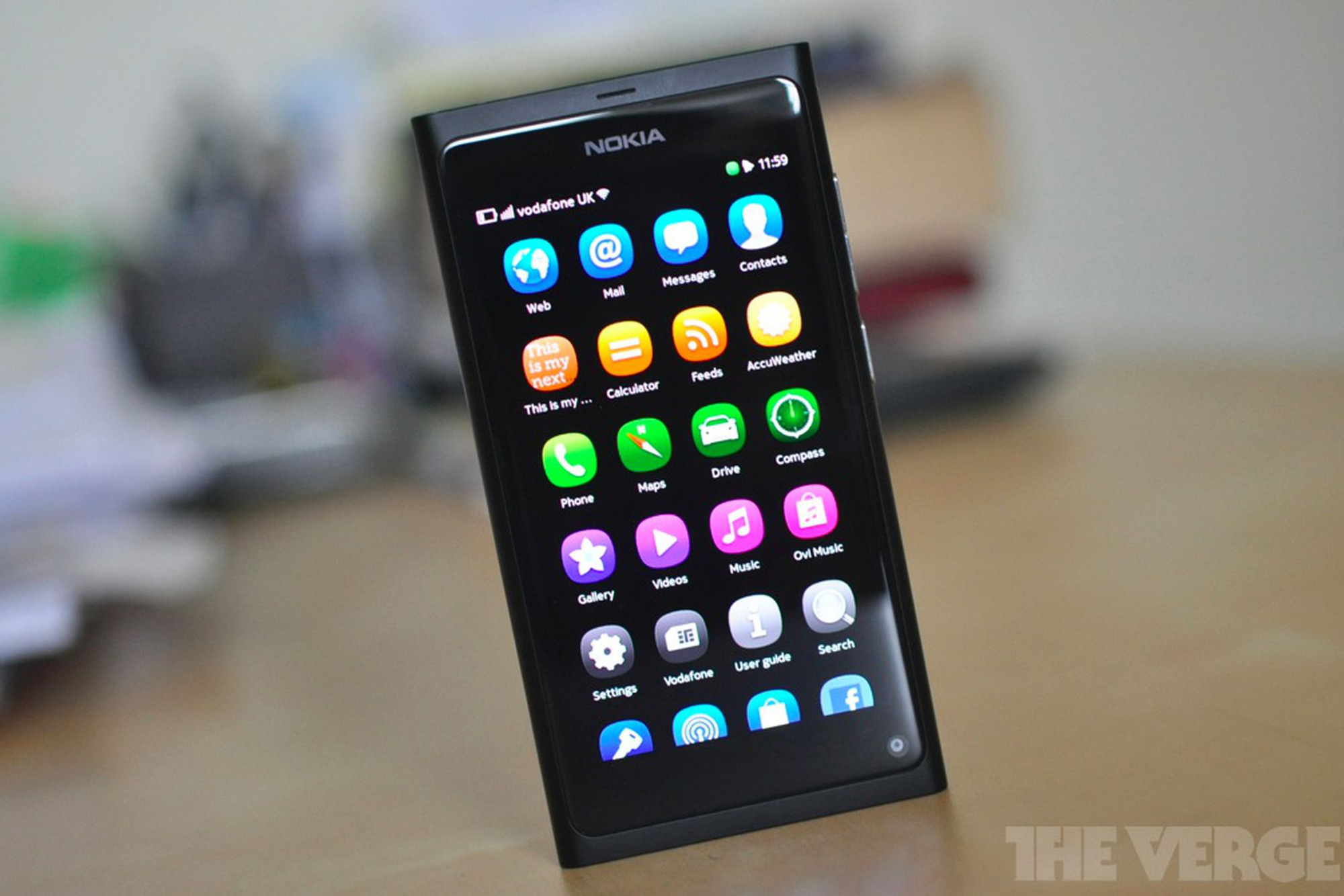 Nhìn lại Nokia N9: Kẻ tiên phong ngã ngựa