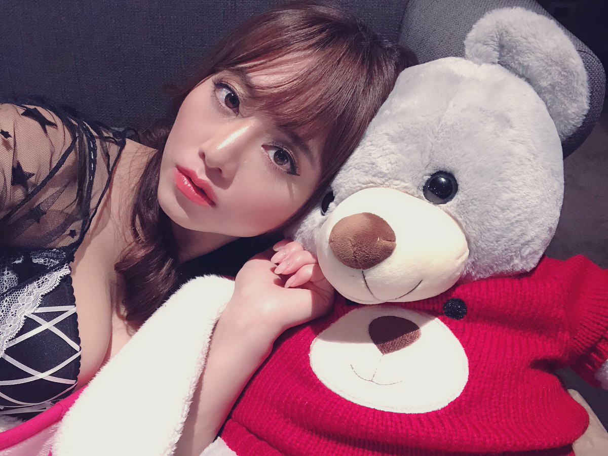 Akiho Yoshizawa Rơi Nước Mắt Trong Tác Phẩm Cuối Cùng Gửi Lời Cảm ơn
