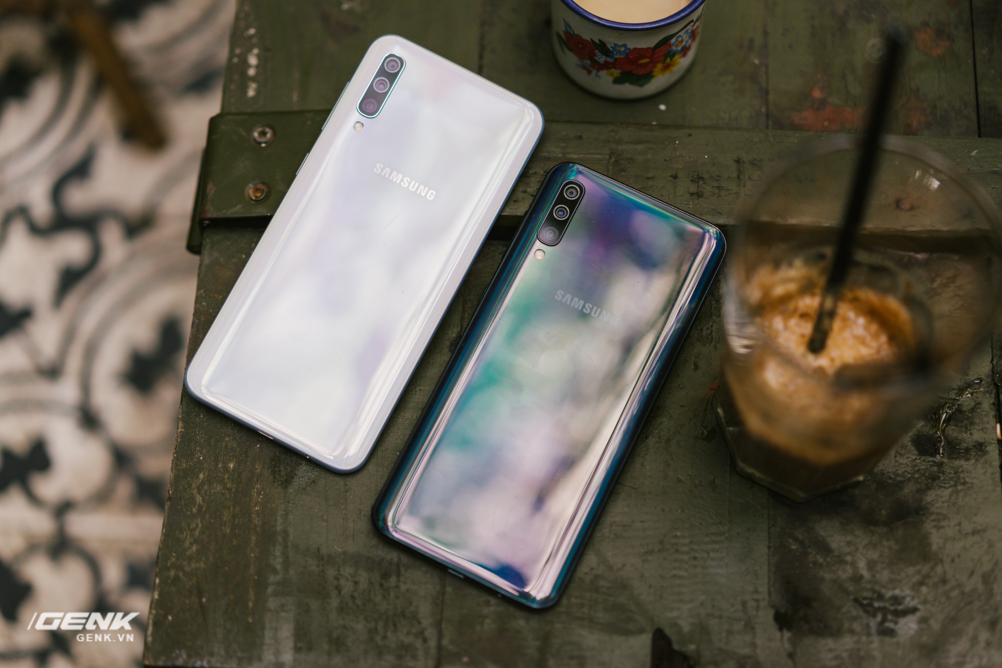 Đánh giá chi tiết Samsung Galaxy A50 - Mới mẻ từ trong ra ngoài, nhưng ...