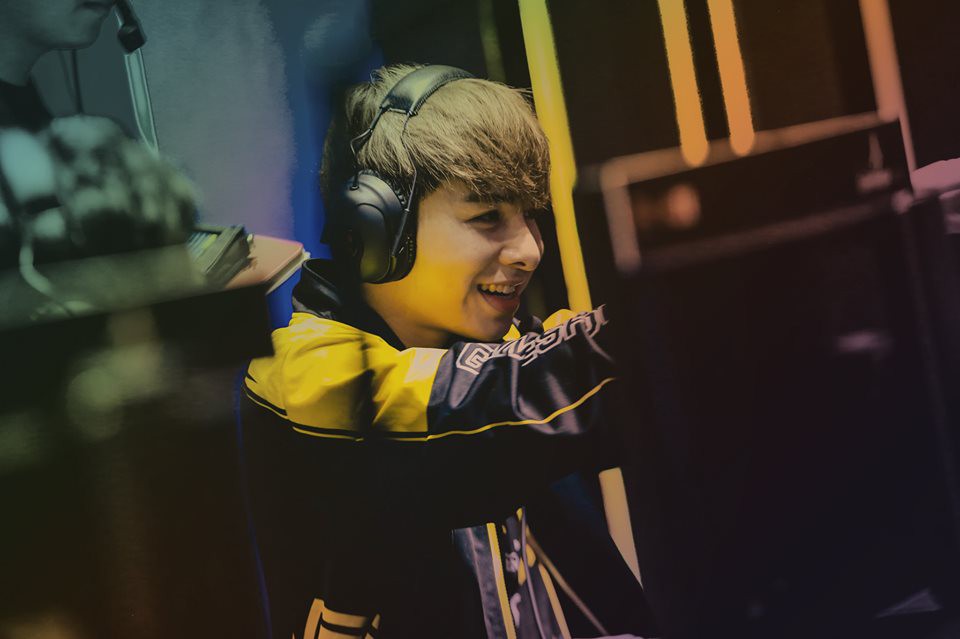 Lmht Toxic Khi đánh Xếp Hạng Ma Vương Zeros Bị Gam Esports Phạt Nóng