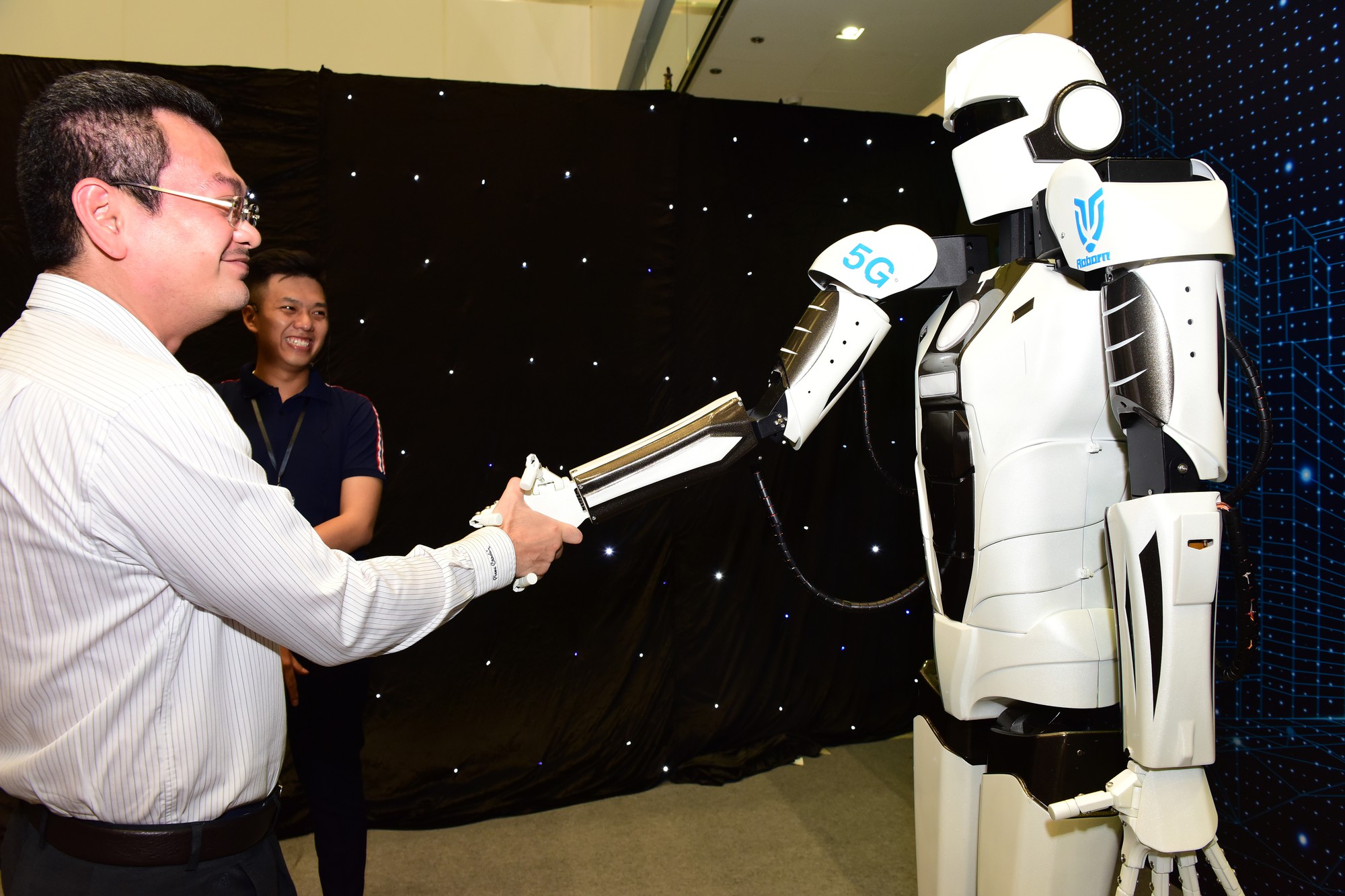 Những công nghệ đặc sắc nhất trong triển lãm 5G và IoT của Viettel tại ...