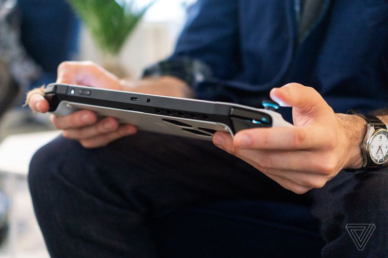 [CES 2020] Alienware giới thiệu Concept UFO: Thiết bị di động có thể ...