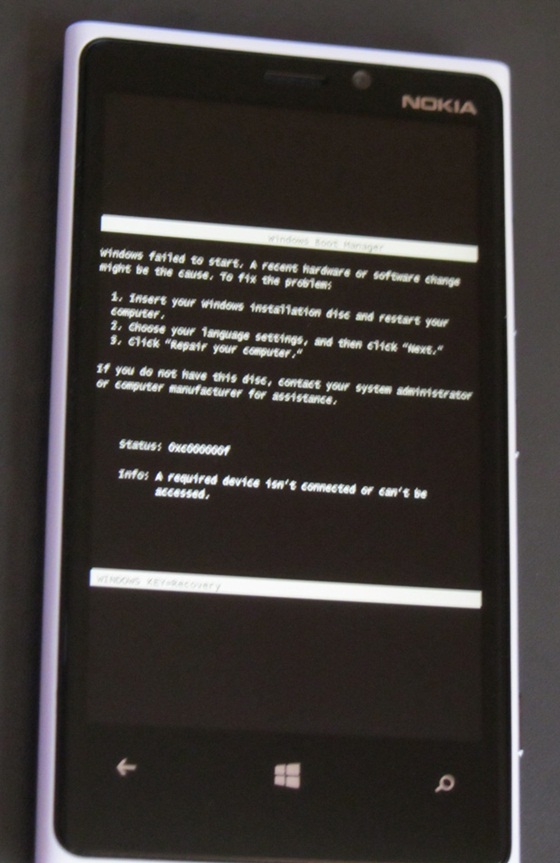Điện thoại Windows Phone báo lỗi của...Windows