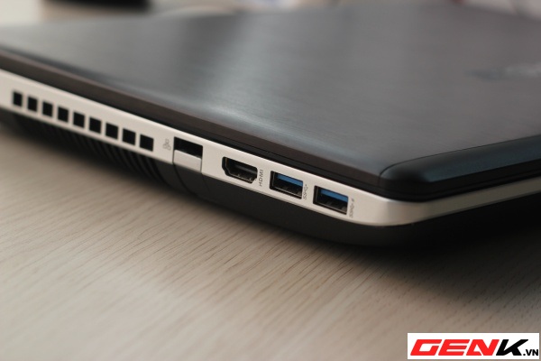 "Đập hộp" N46VM - laptop đa phương tiện cấu hình "khủng" tại Việt Nam