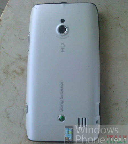 Hé lộ điện thoại chạy Windows Phone của Sony