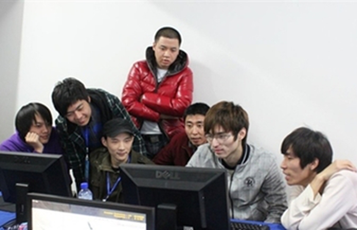 EHOME.820: "Người Châu Âu sẽ chẳng có cơ hội nào nếu chơi trên map 6.68"