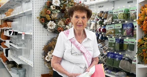 101 tuổi, cụ bà vẫn đi làm đều đặn, lái xe hàng ngày, từng đánh bại ung ...