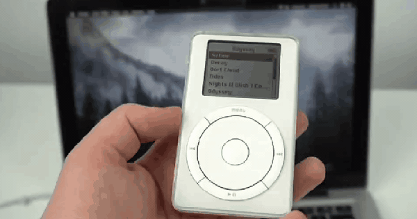 Nhìn lại 23 năm iPod: chiếc máy nghe nhạc đã tạo nền móng cho iPhone